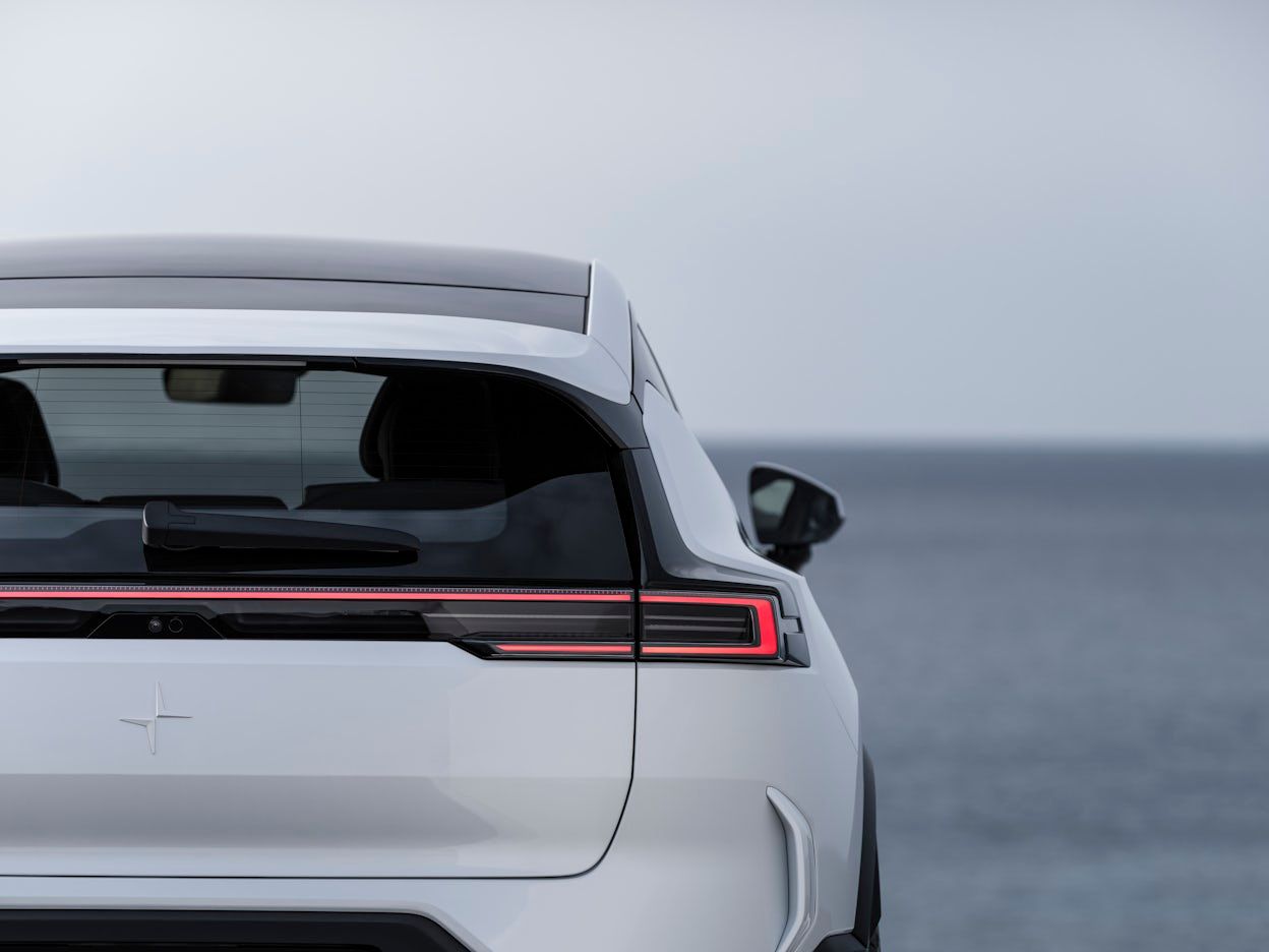 Pure progressive performance | Polestar